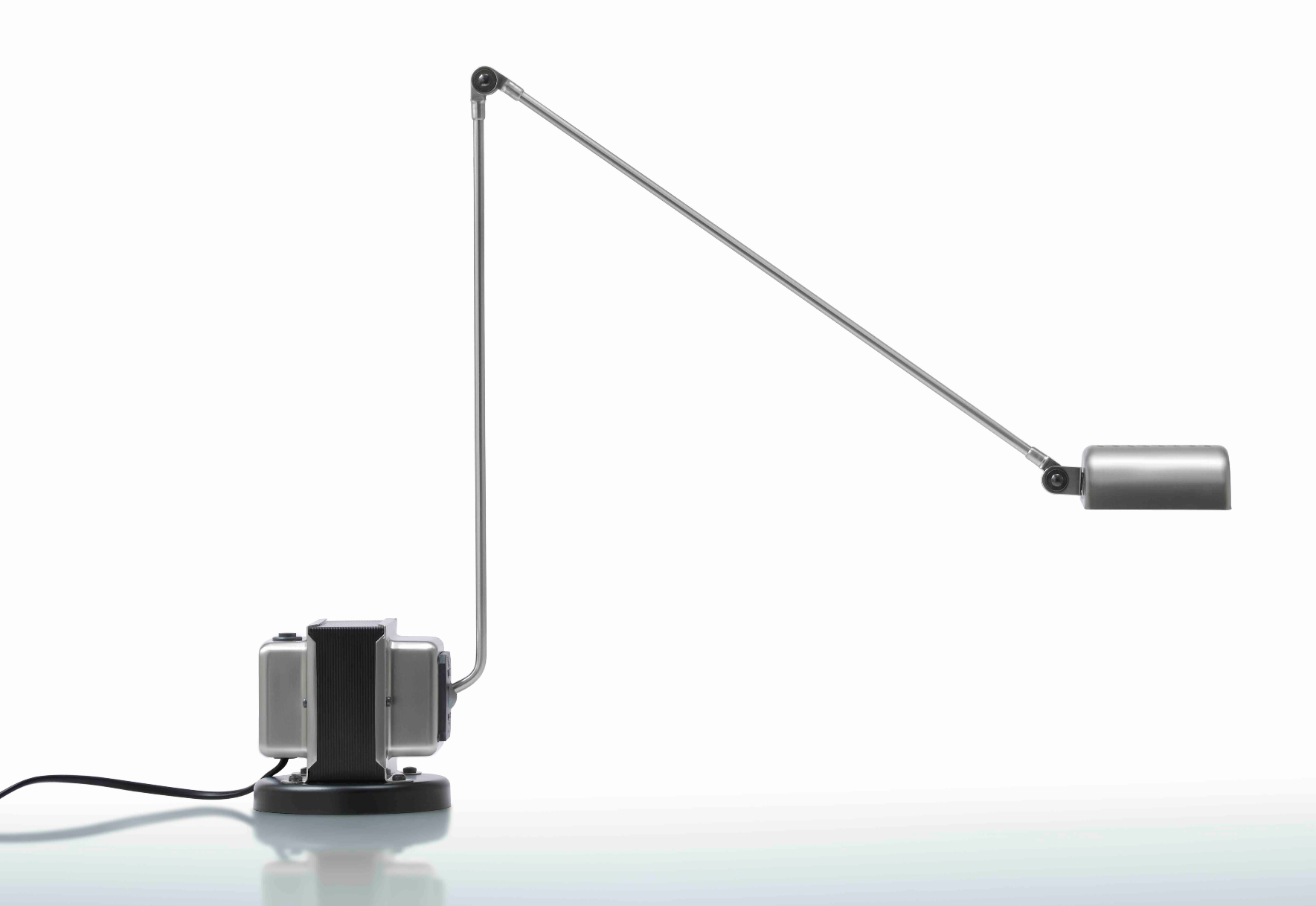 Light years ahead: Iconic Daphine lamp celebrates 45th anniversary with ...