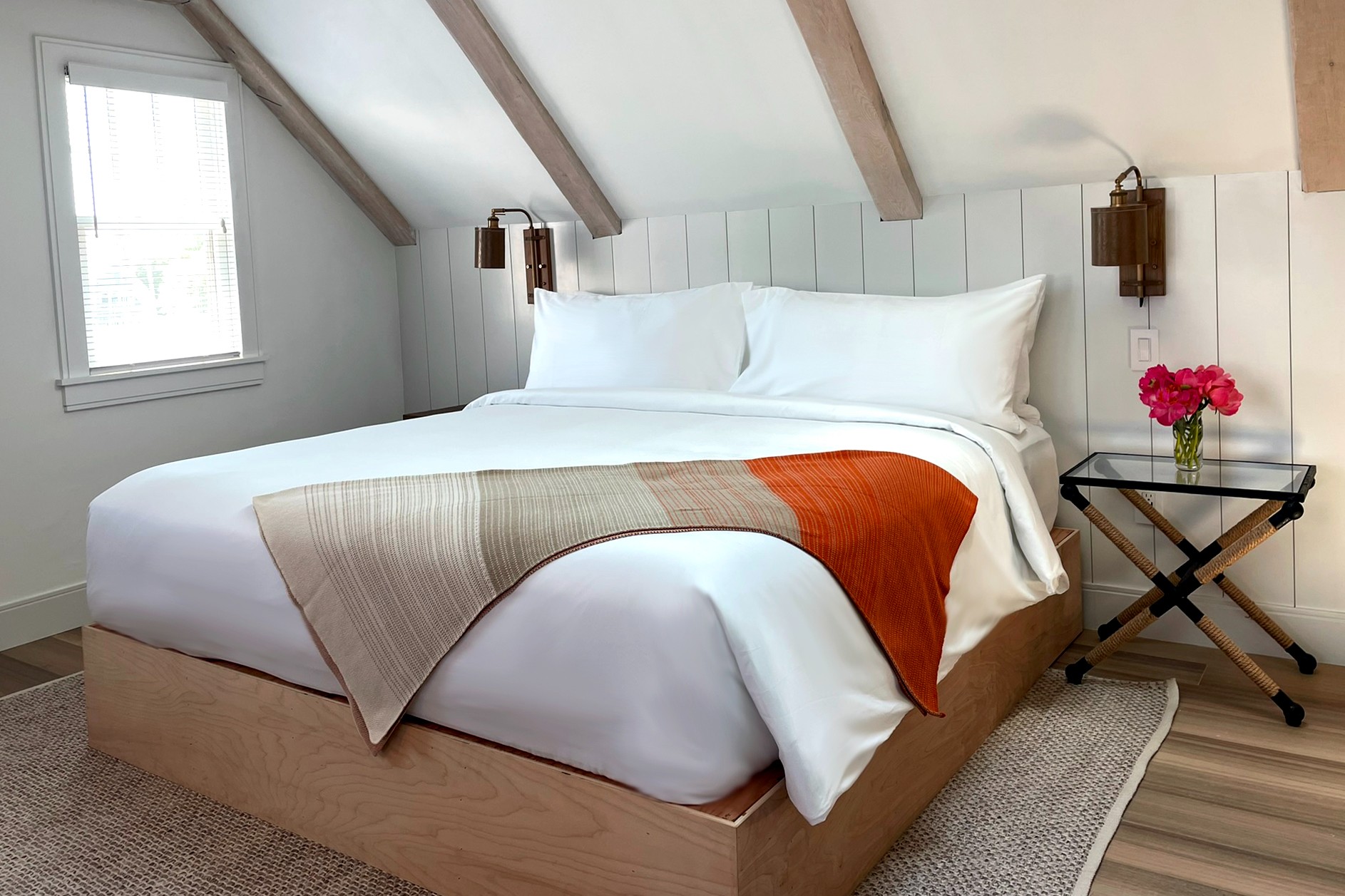 The Aster Members Club & Hotel opens in Hollywood and everyone’s ...