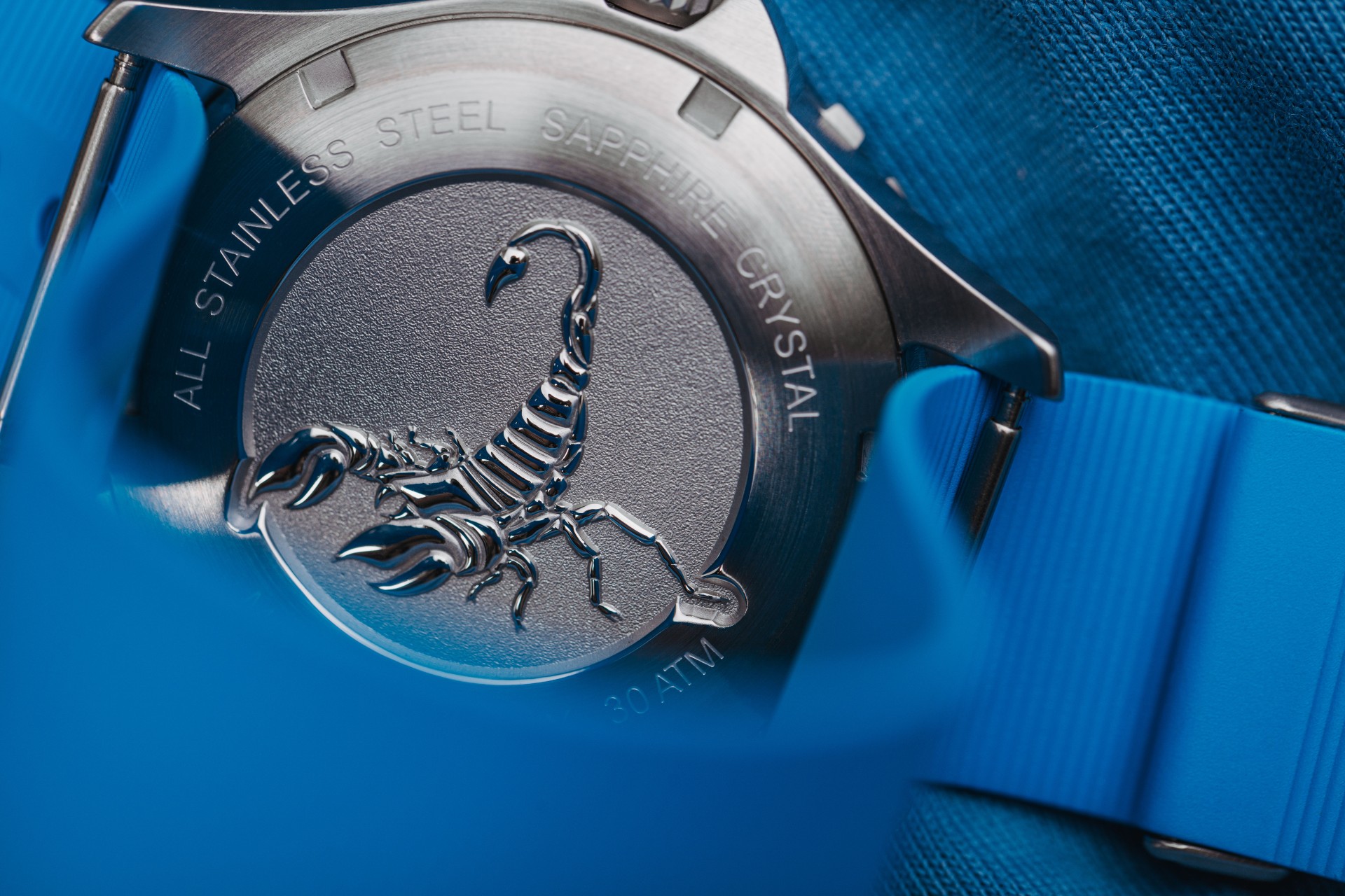 Wind of change: Laco debuts stylish midsize Scorpion adventure watches ...