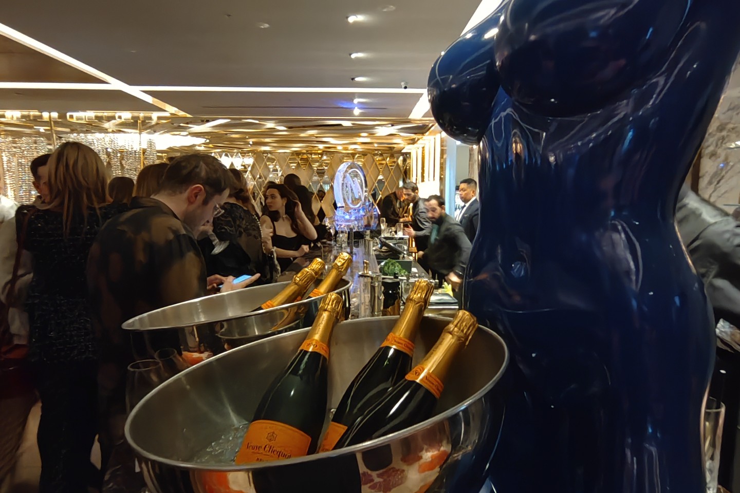 Review: Metropolitan Casino Mayfair is London’s hip new entertainment ...