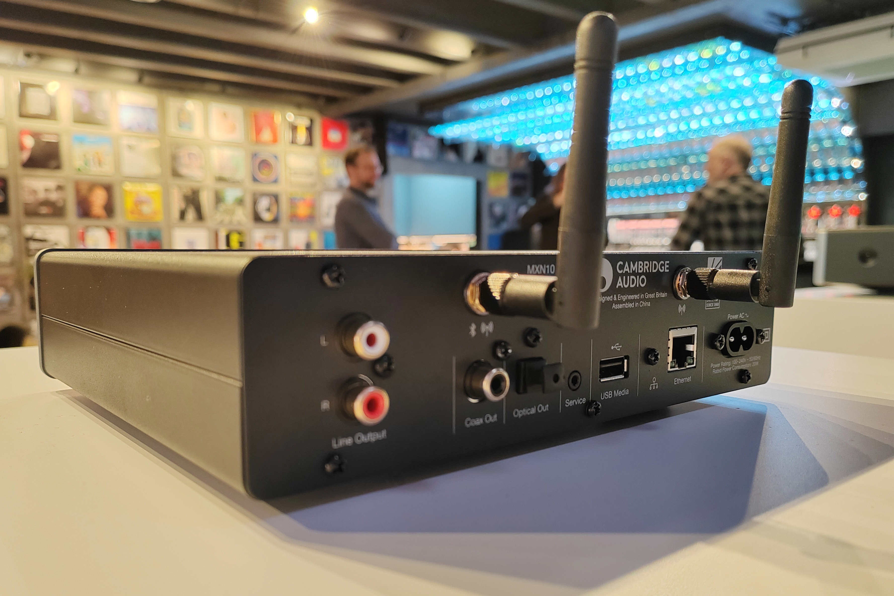 This stylish Cambridge Audio network streamer is an ideal way to ...