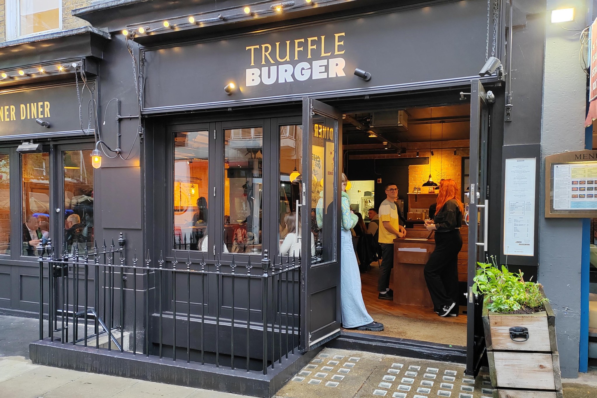 Truffle Burger London review: we can’t resist big truffle on little ...