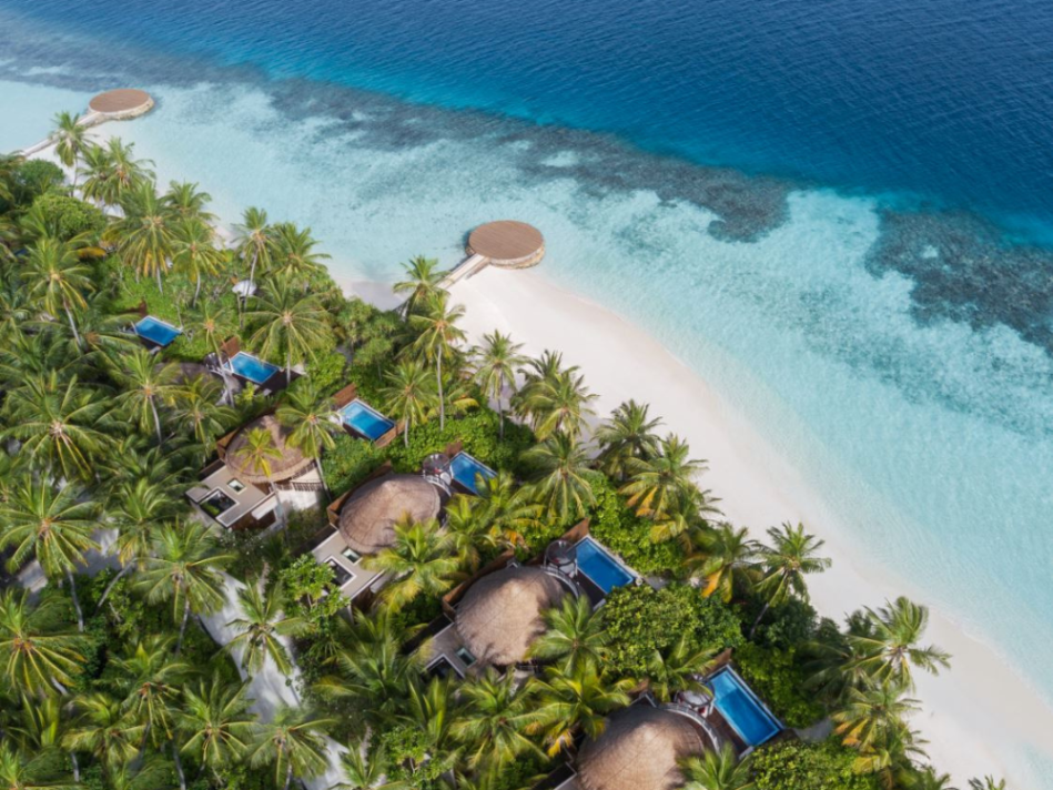 This luxury Maldives resort comes with its own heart-shaped private ...