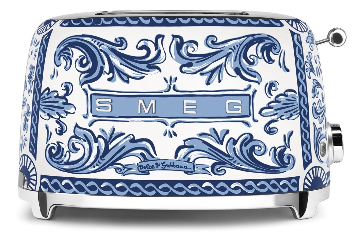 Smeg and Dolce & Gabbana Blu Mediterraneo kitchen collection is our new ...