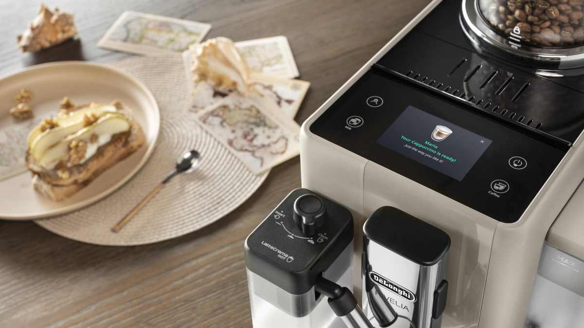 I tested the De’Longhi Rivelia luxury coffee machine and now I brew ...