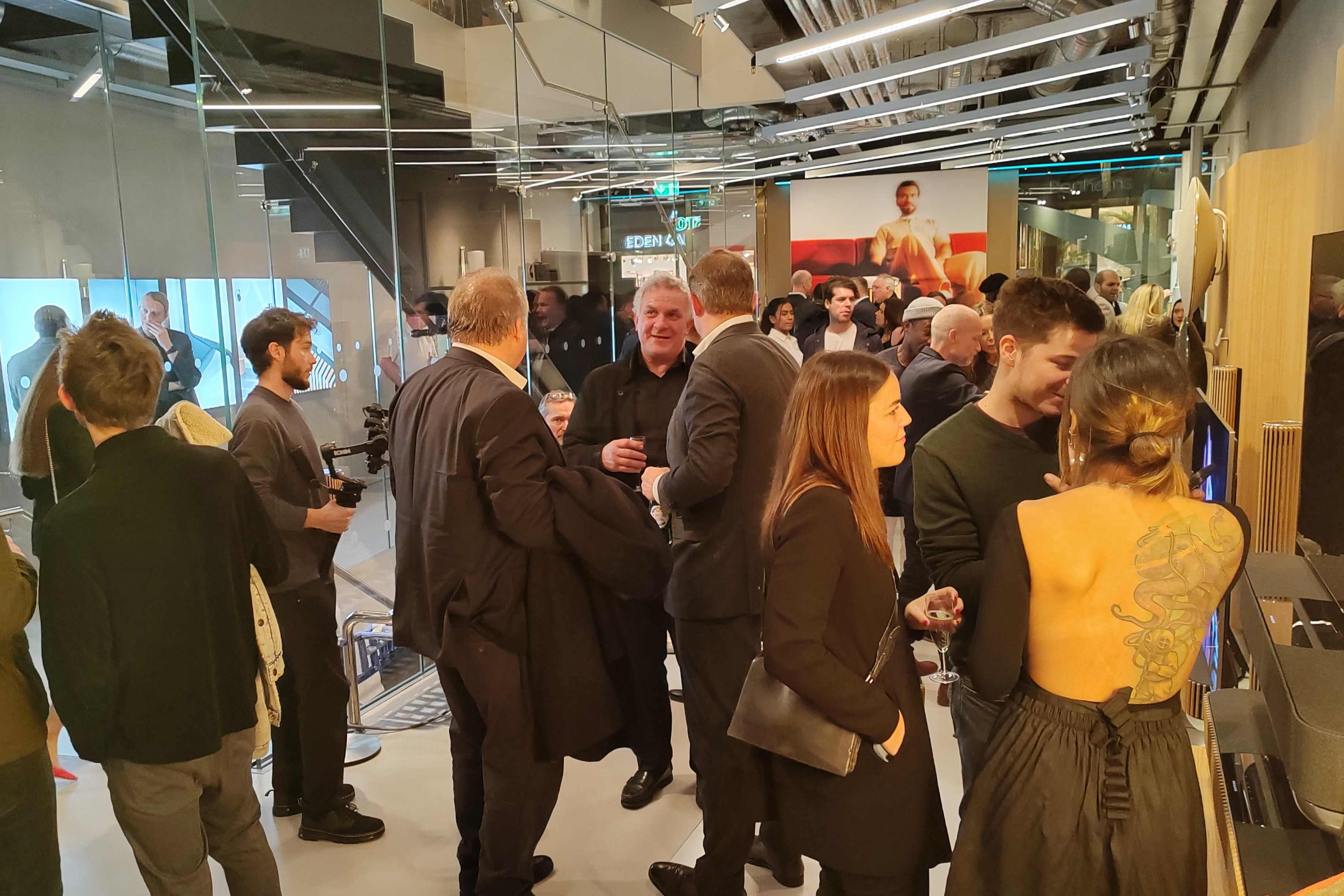 Bang & Olufsen opens opulent flagship store on London’s New Bond Street ...