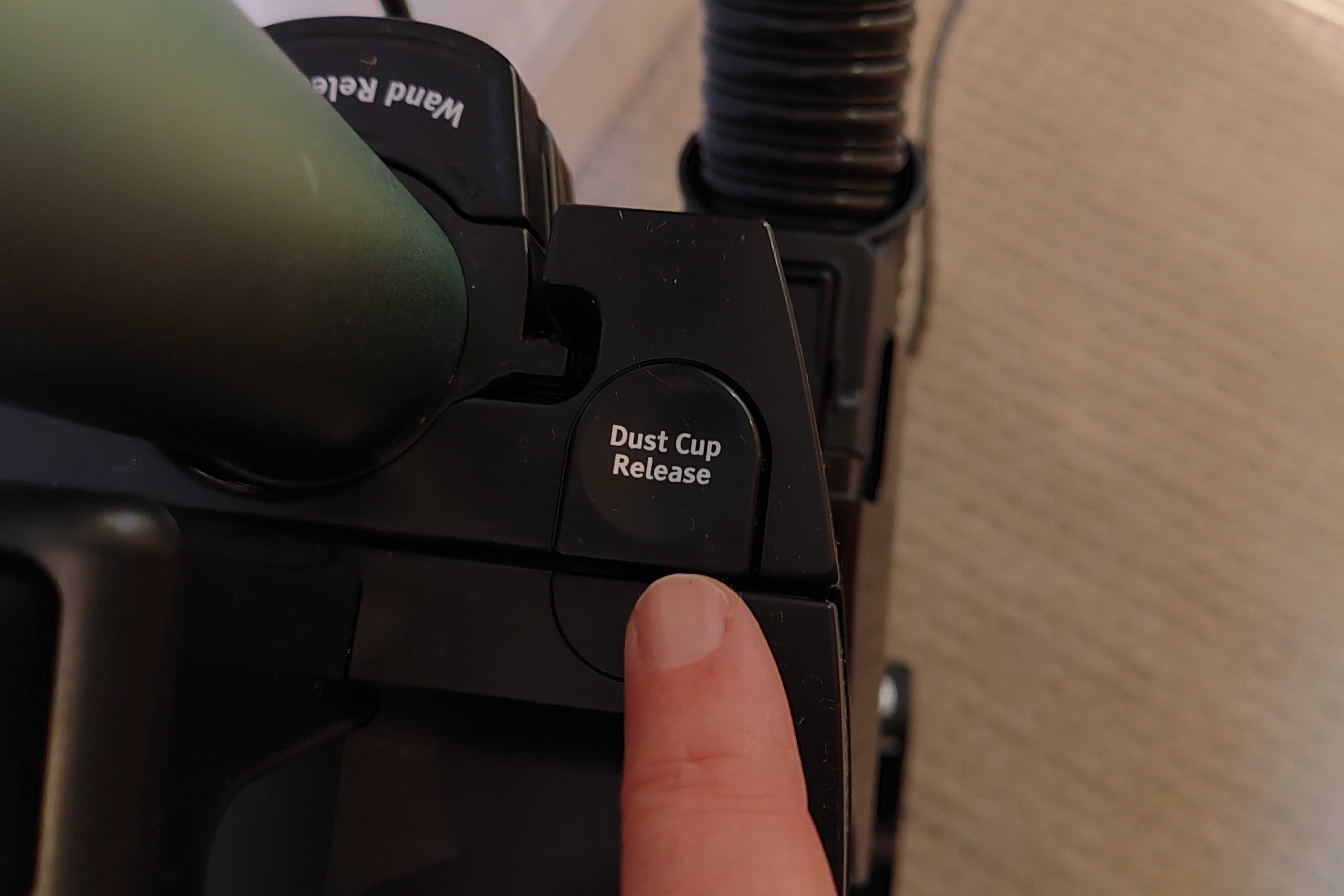 Move over Dyson: Shark Stratos NZ860UK anti-odour upright vacuum review ...