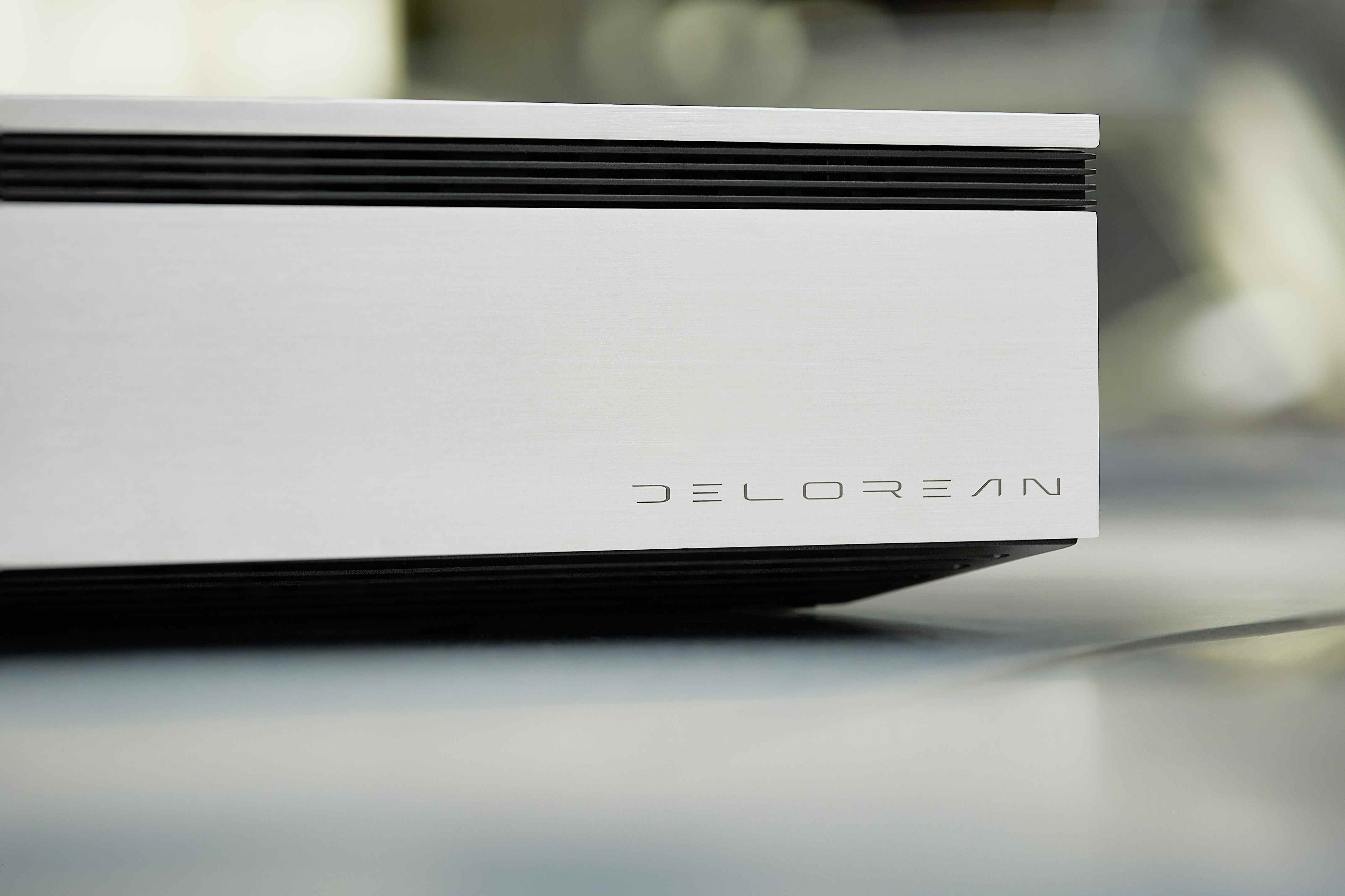 Cambridge Audio hits 88 mph with DeLorean special edition Evo 150 Hi-Fi ...