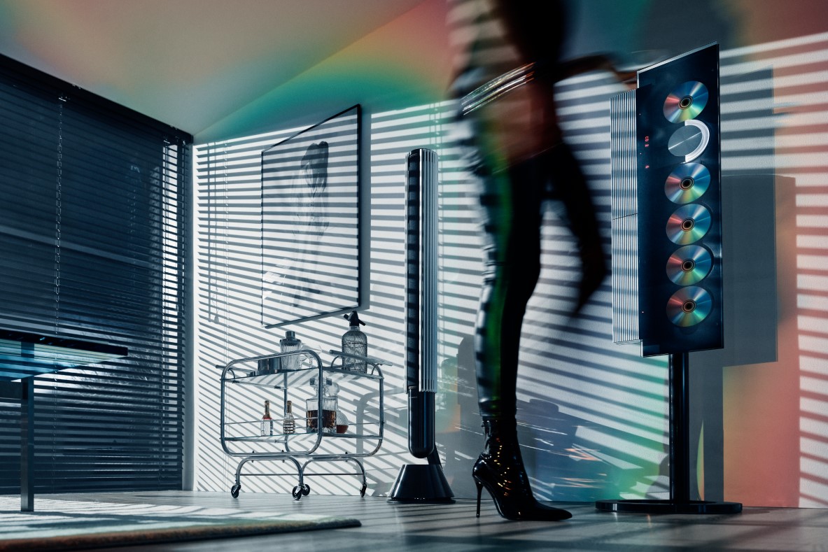 Bang & Olufsen Beosystem 9000c music system is a limited edition ...