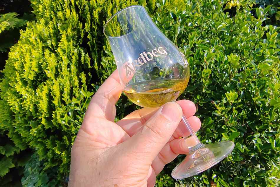 Ardbeg Spectacular Limited Edition port-aged whisky offers big, bold ...