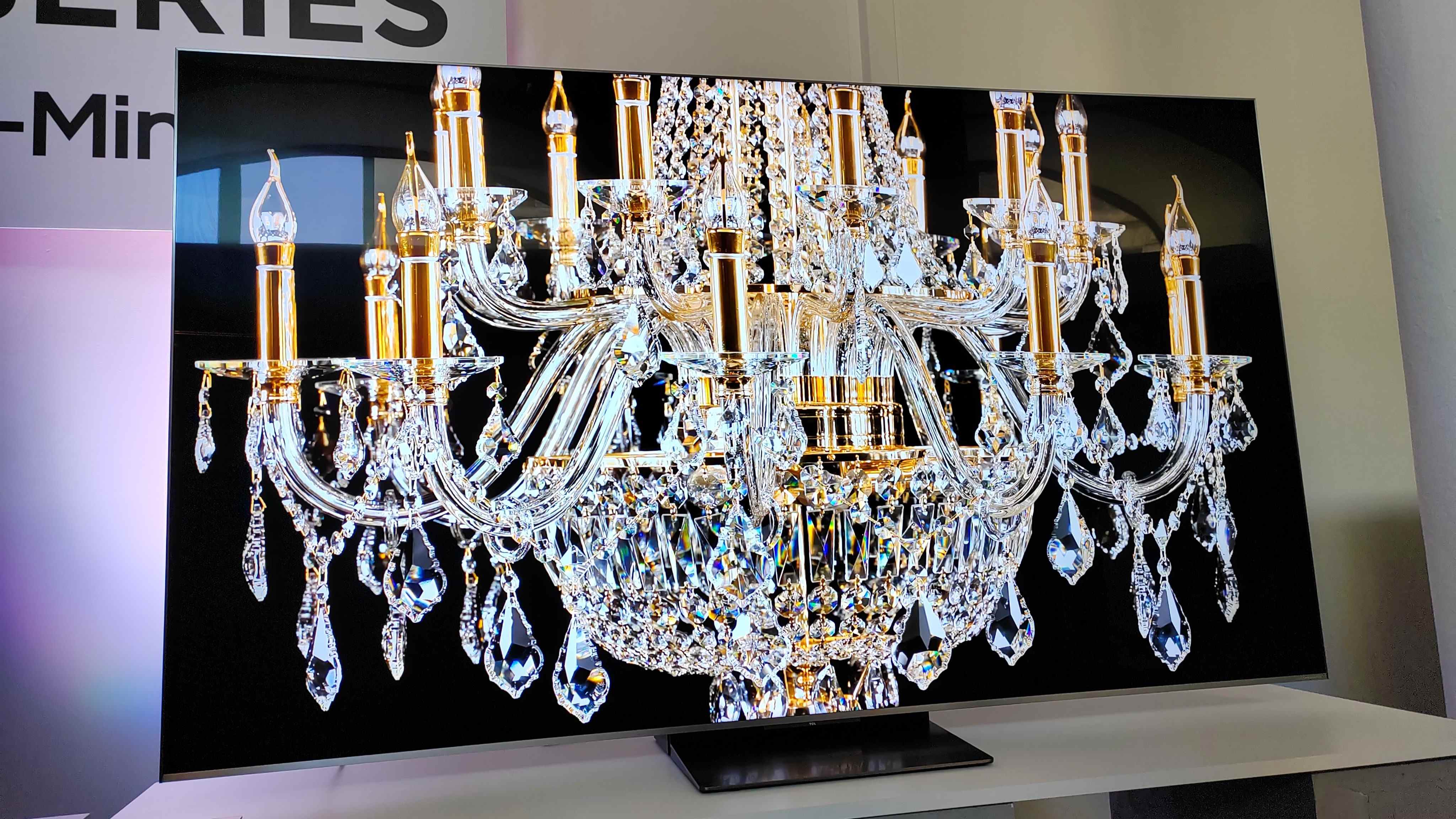 TCL 2025 QD-Mini LED TV preview: I went to Paris and got an Eiffel of ...