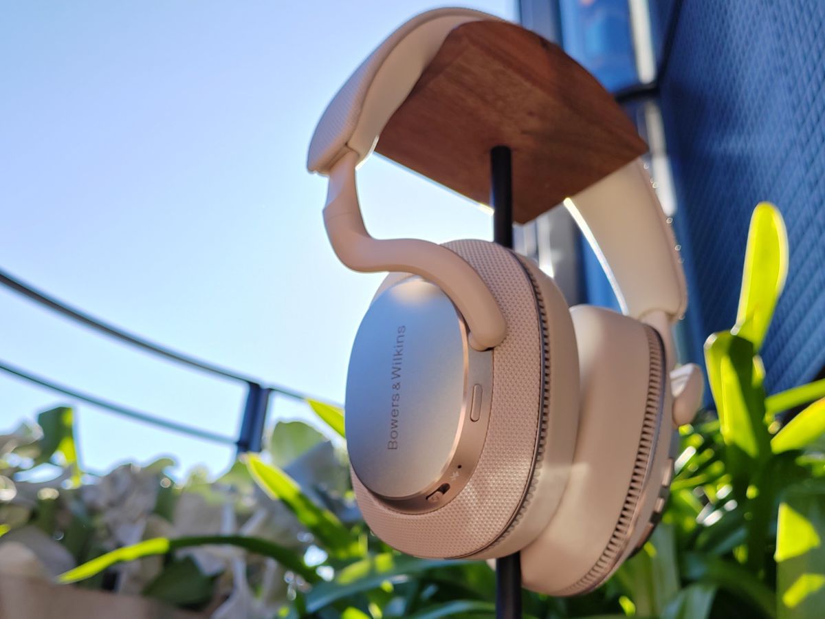 Introducing Bathys MG: Focal’s most advanced wireless high-res audio ...