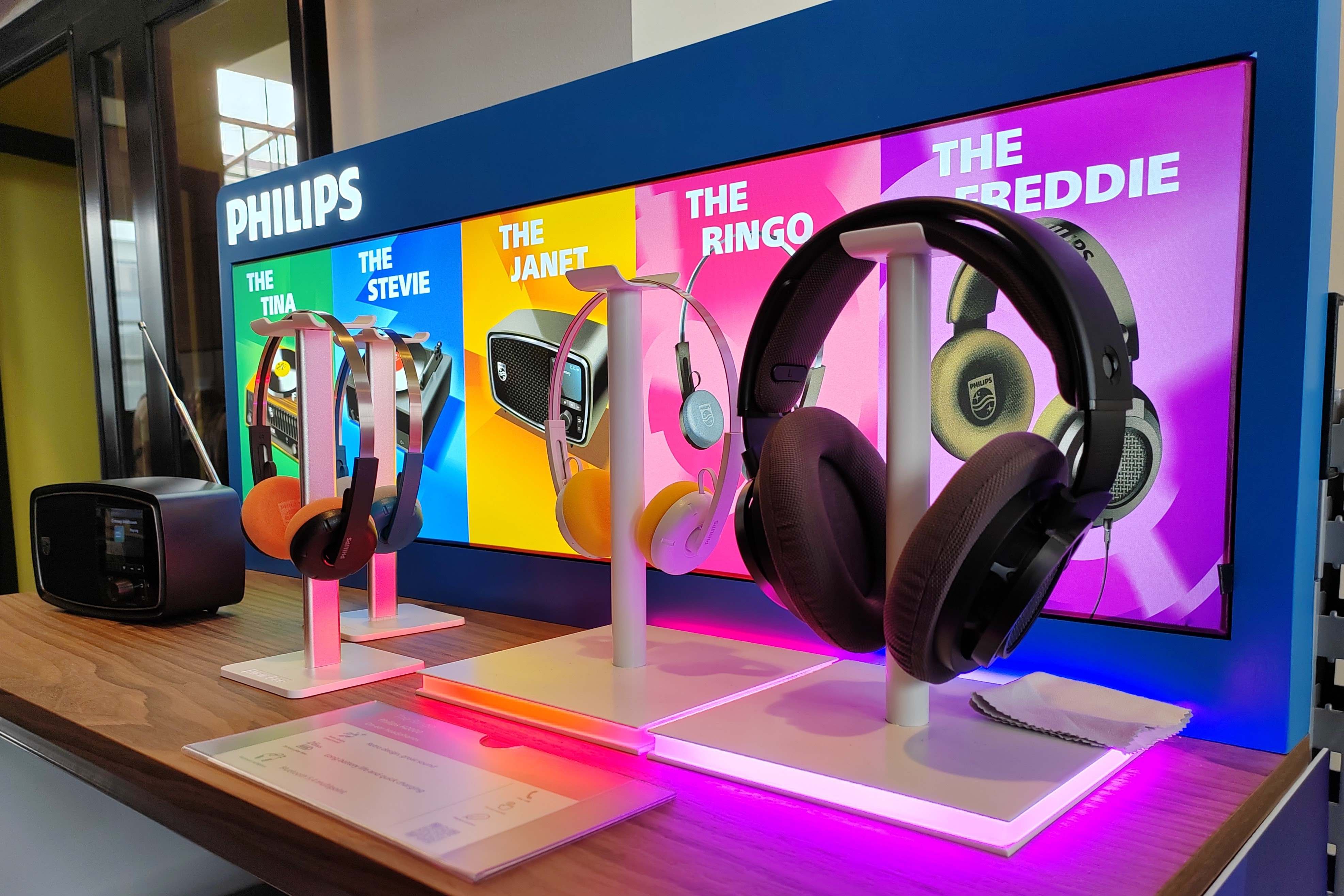 Philips Retro Tina all-in-one Hi-Fi system steals the show at 100 years ...