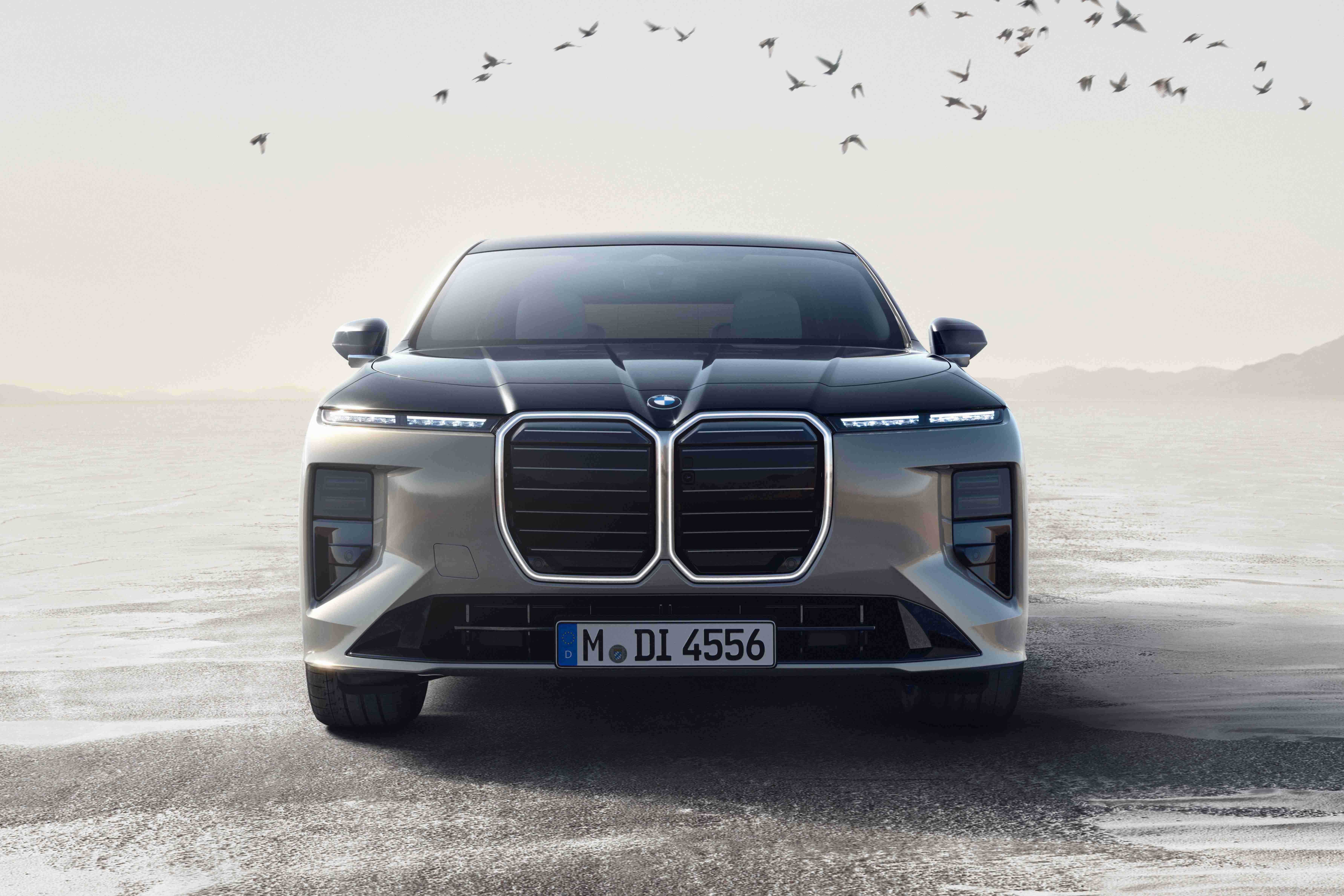 Bowers & Wilkins and Dolby Atmos transform BMW 7 Series with Diamond ...